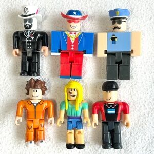 roblox | Toys | Set Of 2 Roblox Action Figures And 1 Weaponsaccessories ...